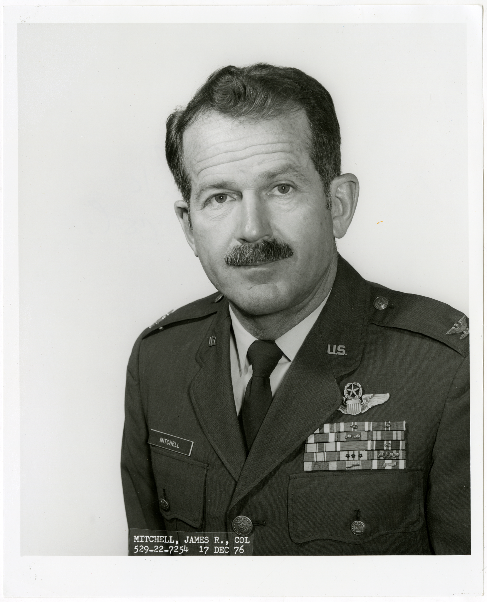 Official Air Force portrait of Colonel Dick Mitchell, 1977 - Alf Engen Museum Foundation